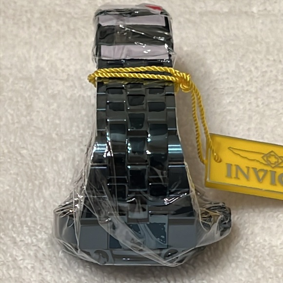 Invicta | Accessories | Blue Label Invicta Reserve Xwing Chrono Date ...